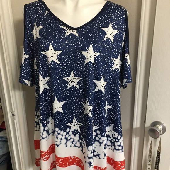 Private Label | Tops | Cold Shoulder Patriotic Star Top Xl New So ...